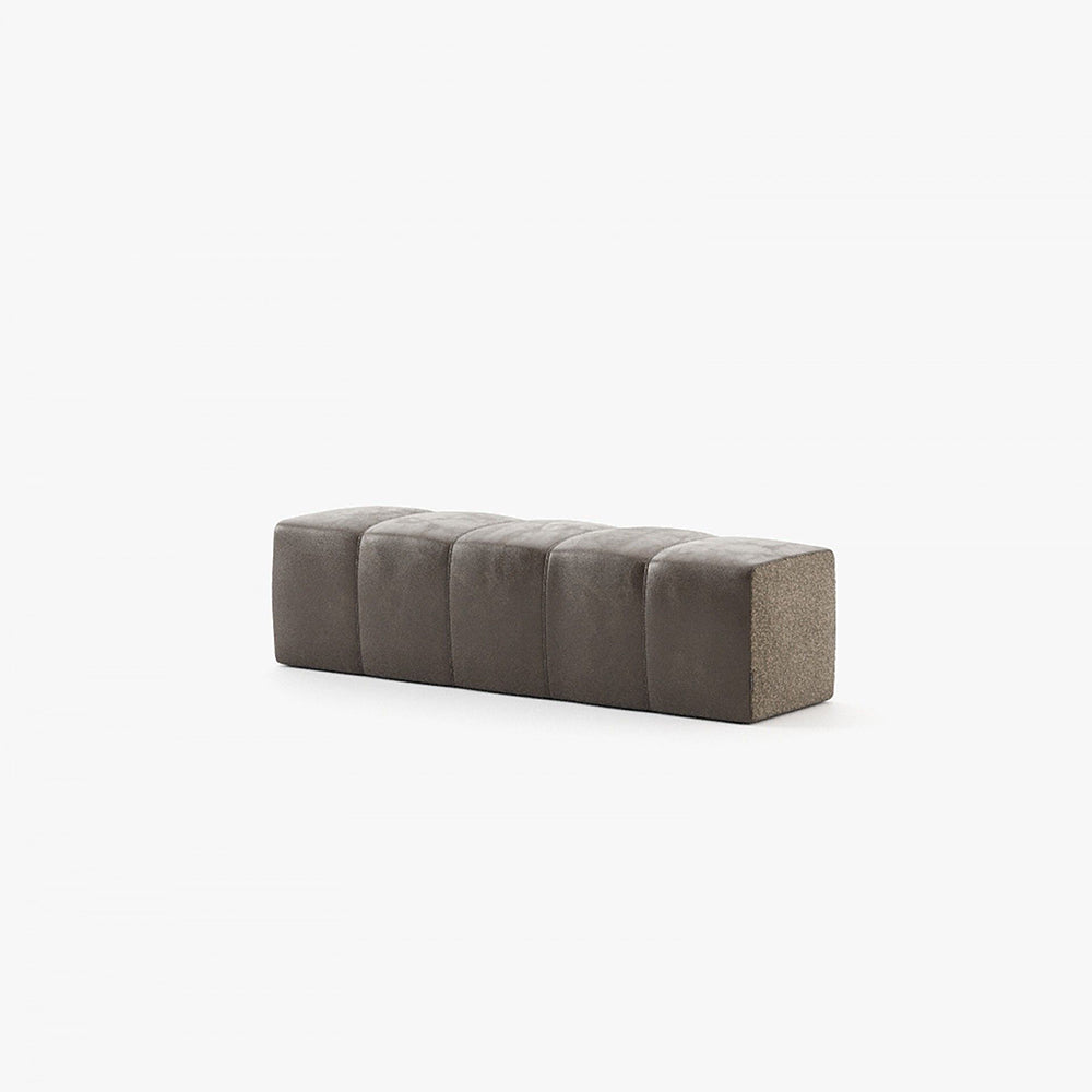 Charlie Bench – House of Courage